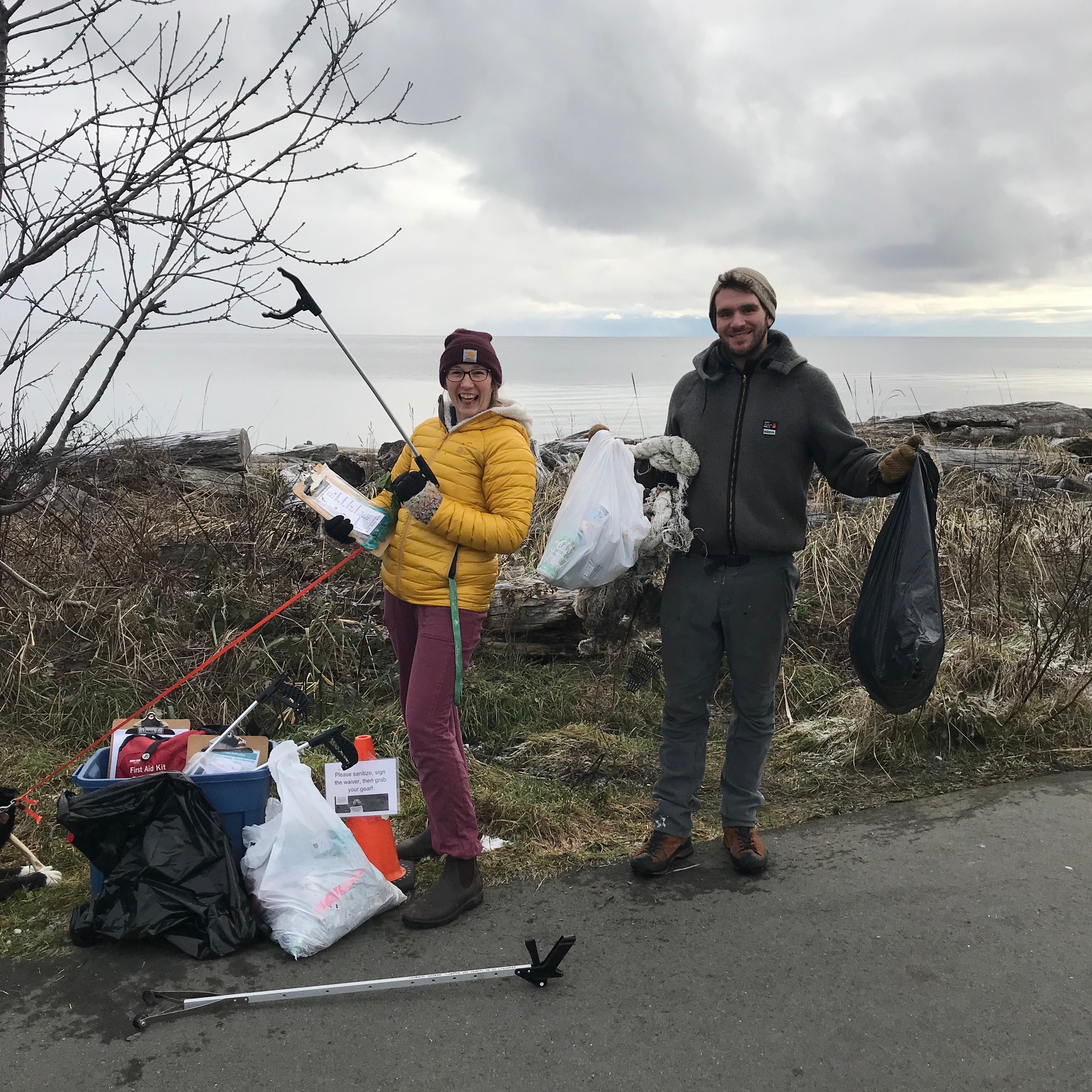 Winter Solstice Beach Cleanup – DPAquarium